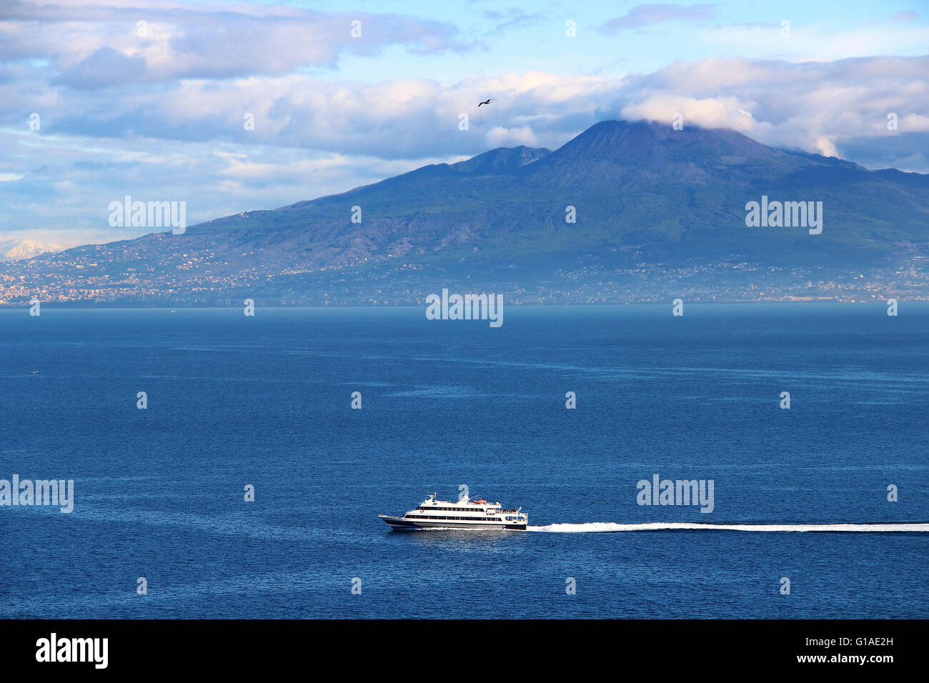 Mount Vesuvius volcano in the gulf of Naples, Italy Stock Photo - Alamy