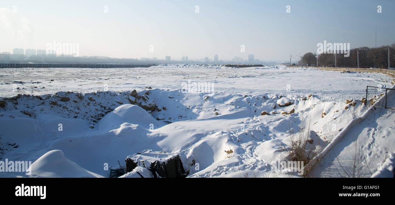 Amur river russia russian border hi-res stock photography and images ...