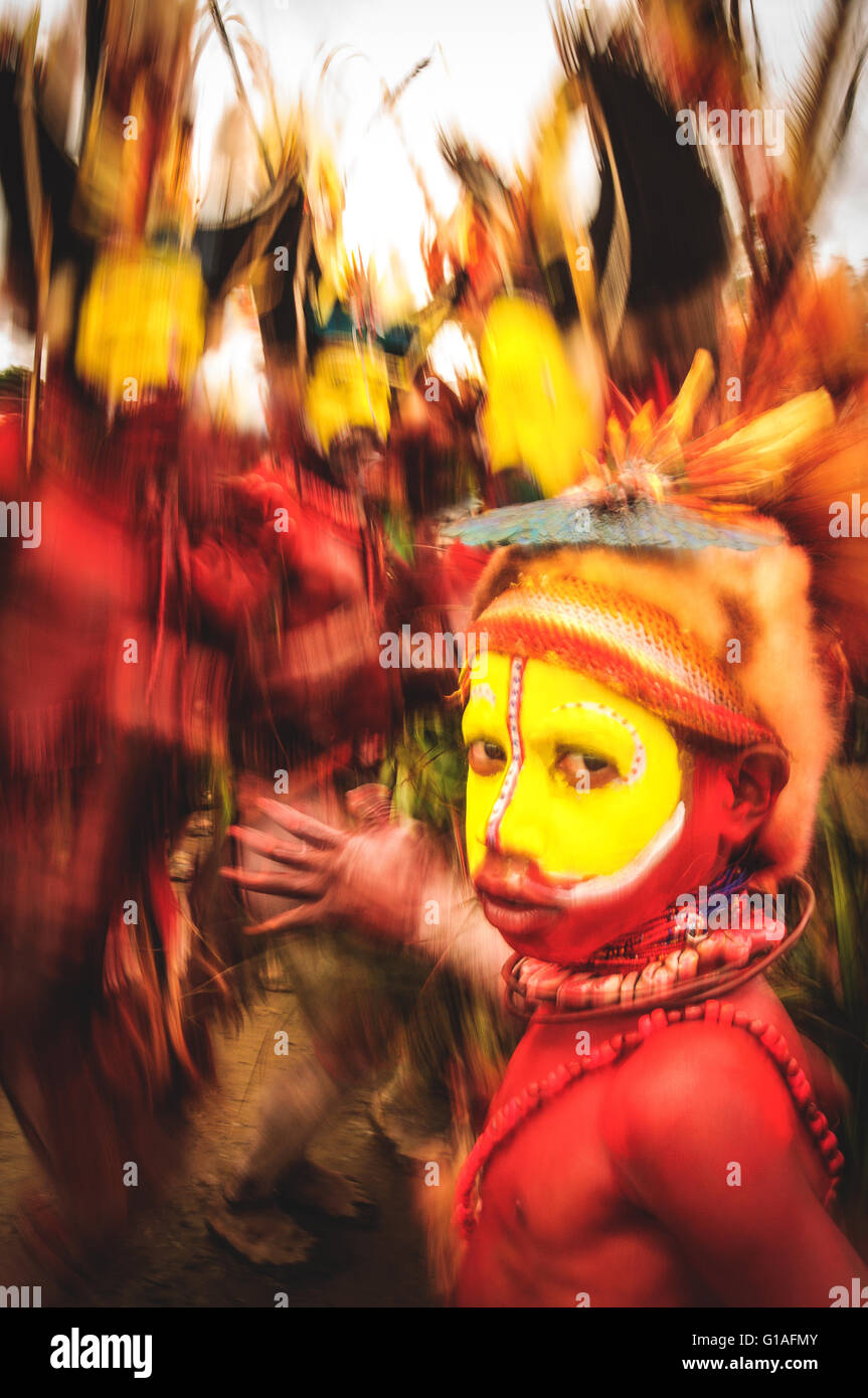 Tribal dance papua new guinea hi-res stock photography and images - Alamy