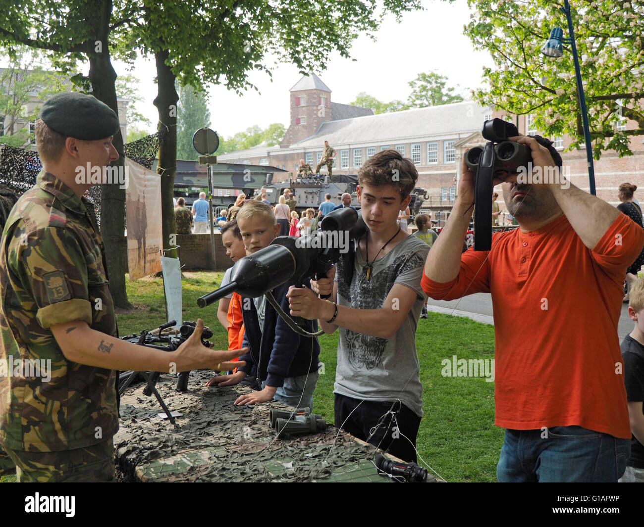 Dutch army hi-res stock photography and images - Alamy