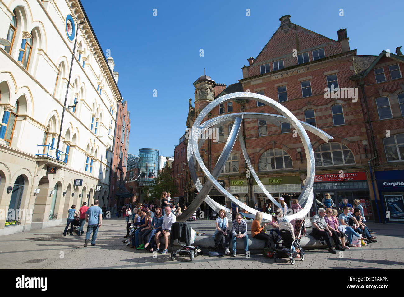 Spirit of Belfast, Dan George steel sculpture, Arthur Square, Belfast ...