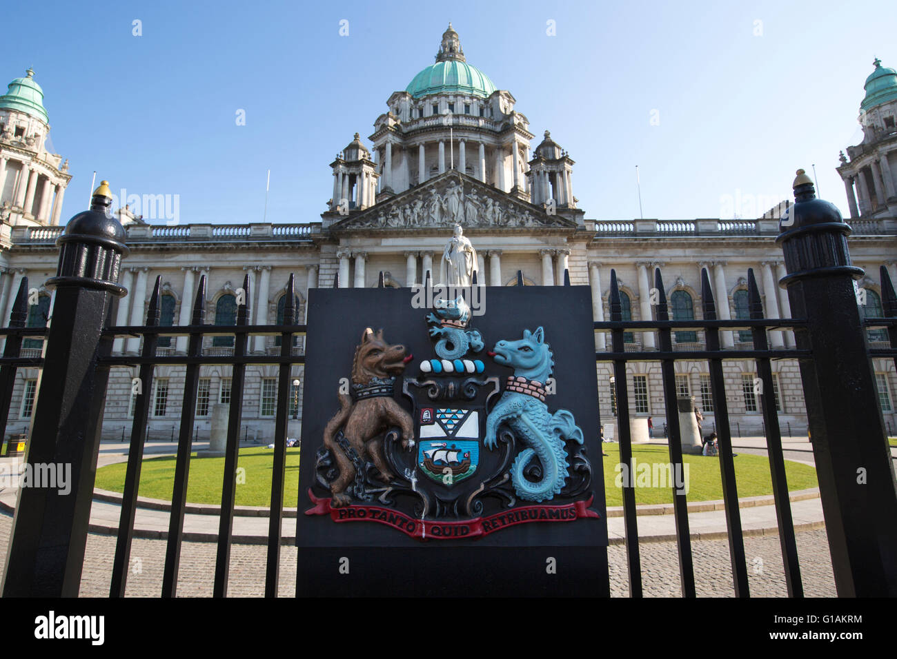 City hall and donegall square hi-res stock photography and images - Alamy