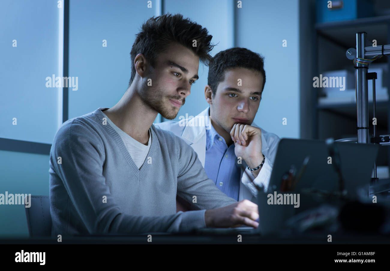 Computer printer students hi-res stock photography and images - Alamy