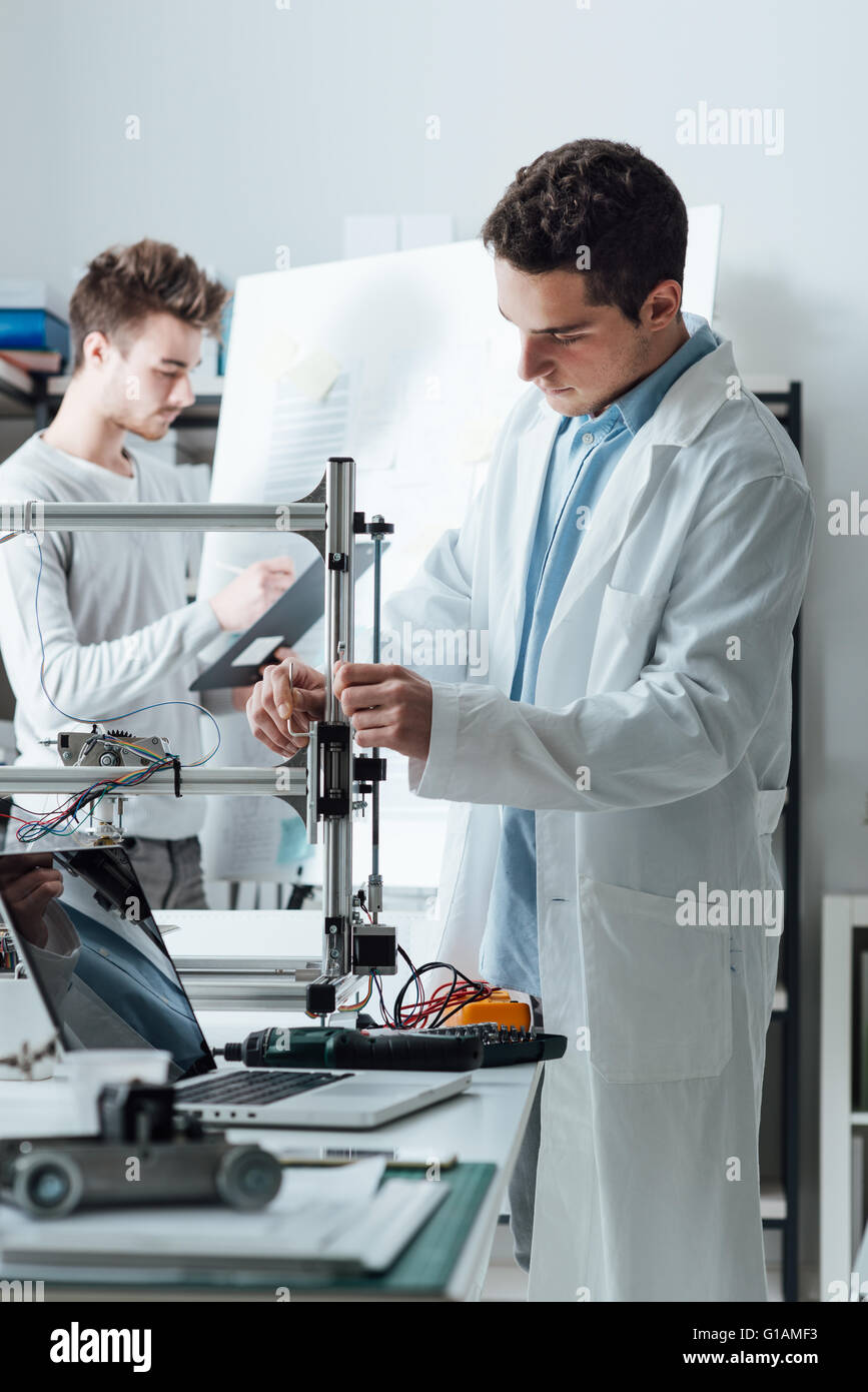 Mechanical testing laboratory hi-res stock photography and images - Alamy