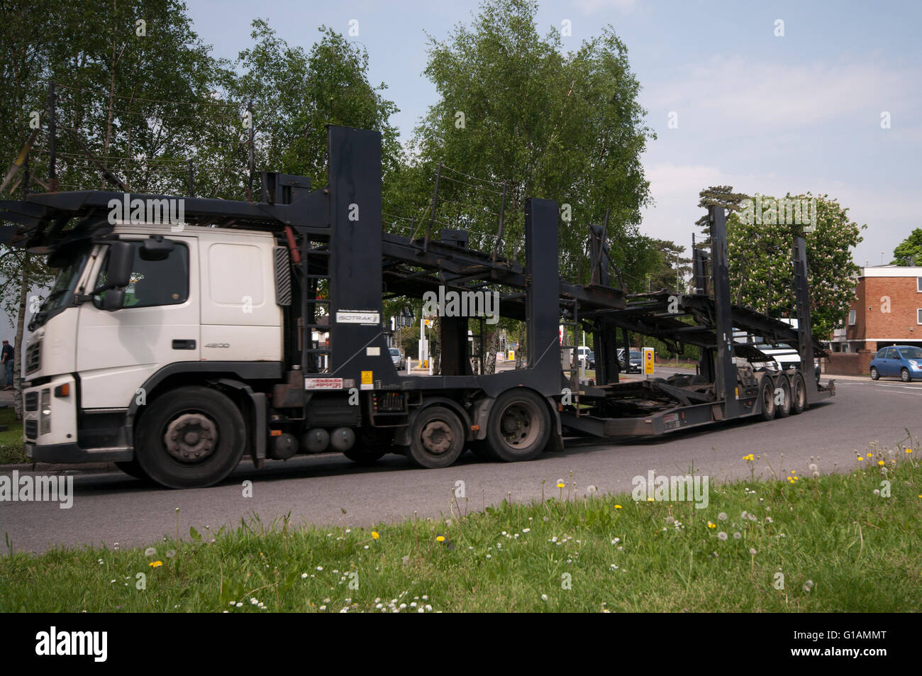 Car transporter uk hi-res stock photography and images - Alamy
