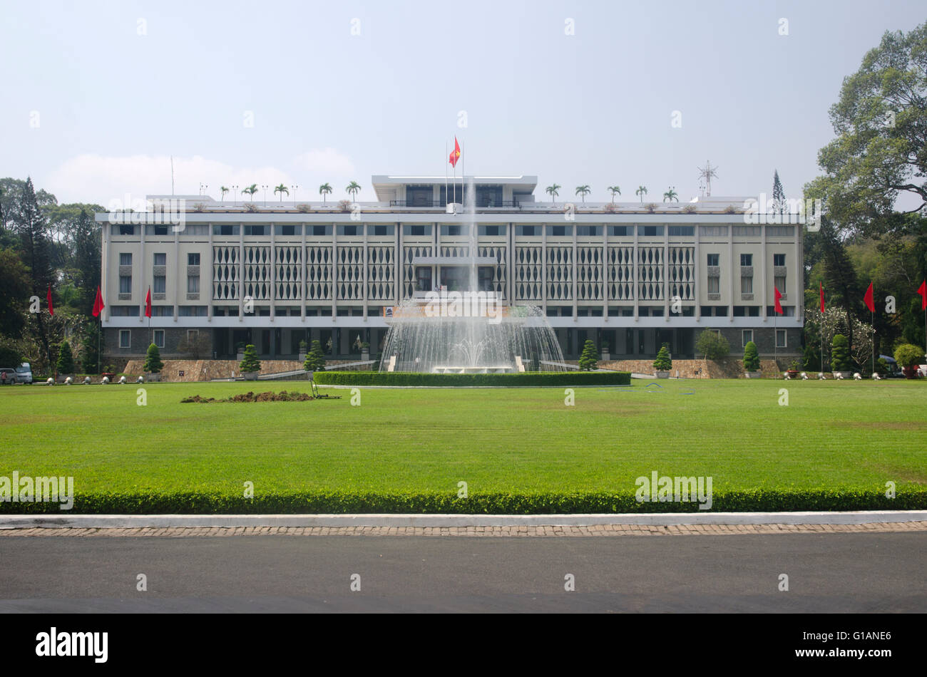 Saigon presidential palace hi-res stock photography and images - Alamy