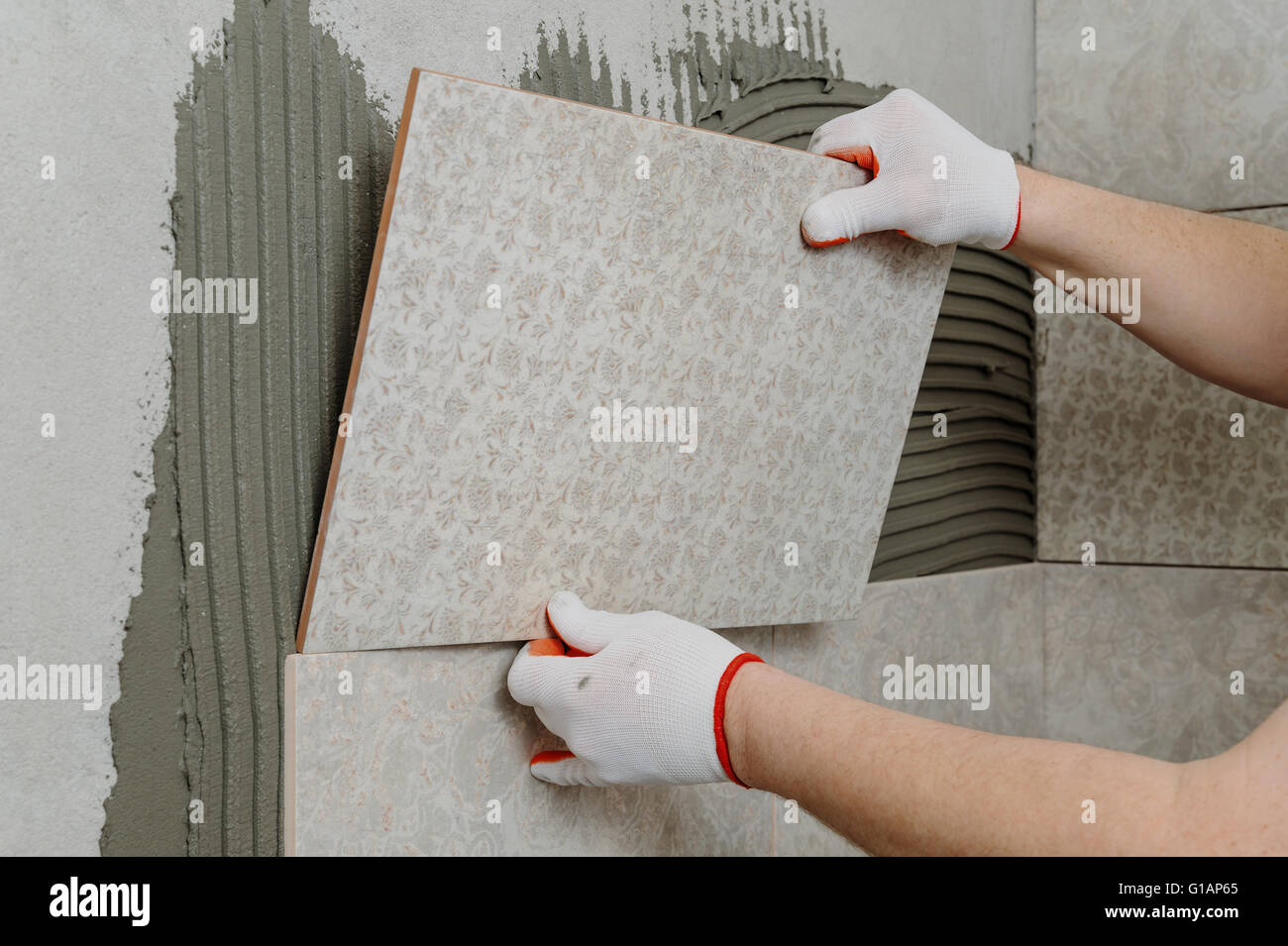 Floor tilers tools hi-res stock photography and images - Alamy