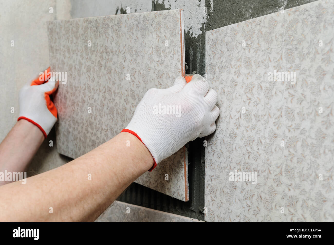 Floor tilers tools hi-res stock photography and images - Alamy