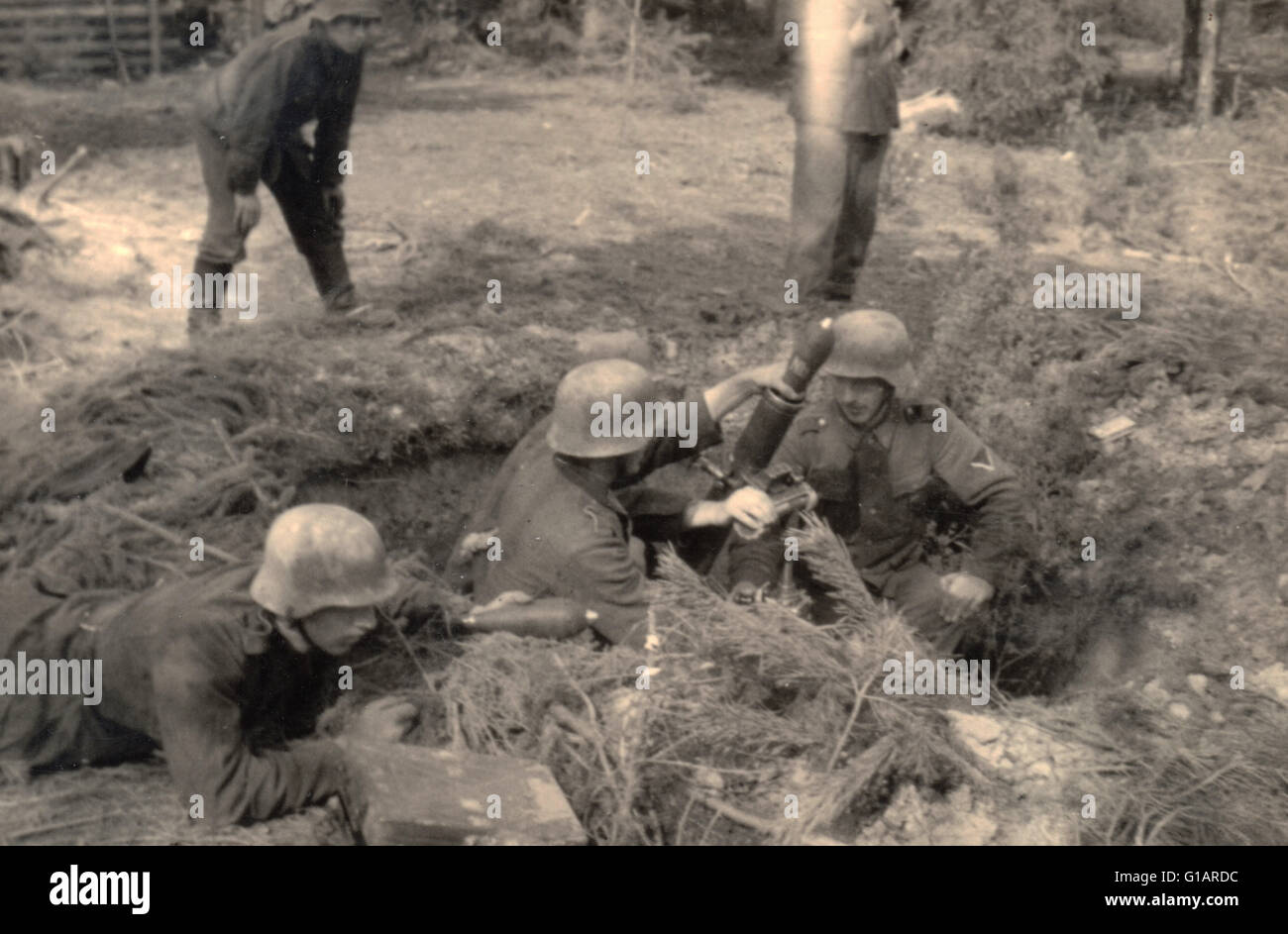 Mortar 8cm german hi-res stock photography and images - Alamy