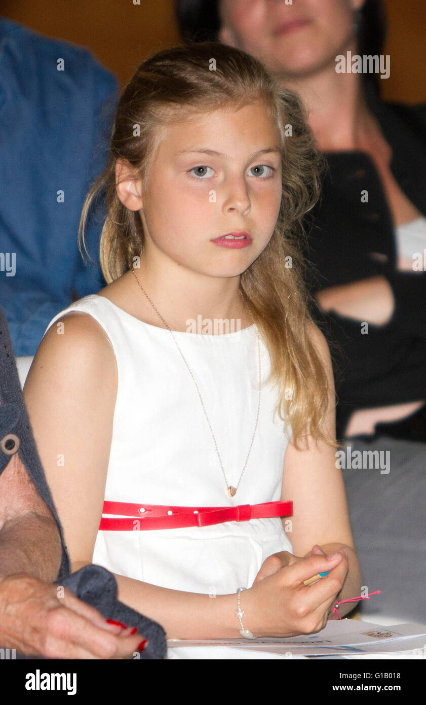 Amsterdam, 11-05-2016 Countess Léonore Presentation of the book " Nog ...
