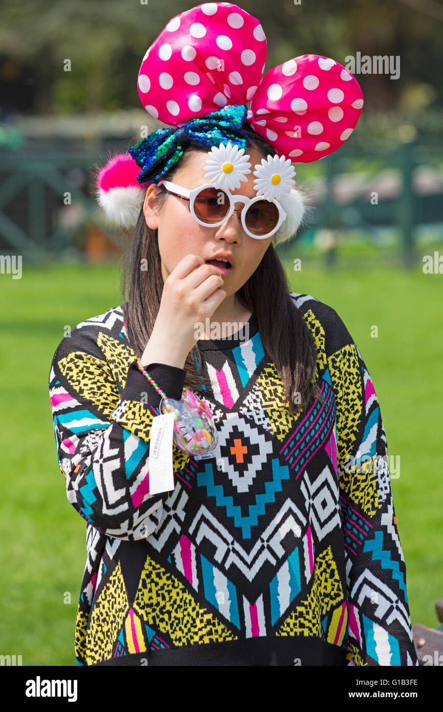 Bournemouth, Dorset, UK 12 May 2016. Colourful character in Bournemouth ...