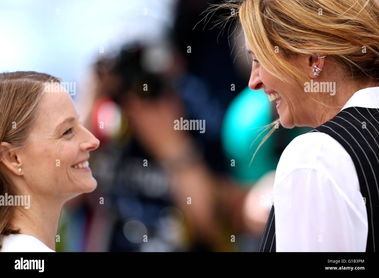 Julia foster hi-res stock photography and images - Alamy