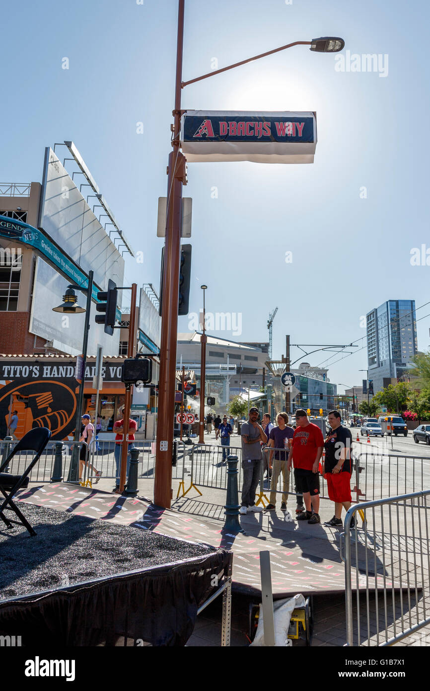 Phoenix, Arizona, USA. 12th May, 2016. The south 400 block of Jefferson ...
