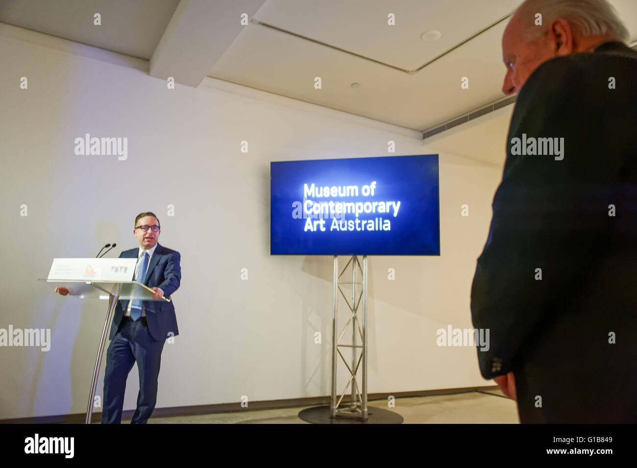 Aboriginal art australia sydney museum hi-res stock photography and ...