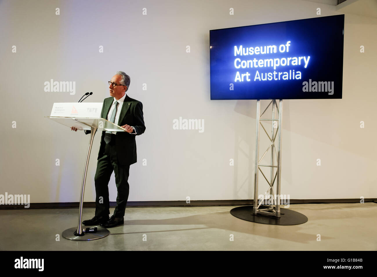 Aboriginal art australia sydney museum hi-res stock photography and ...