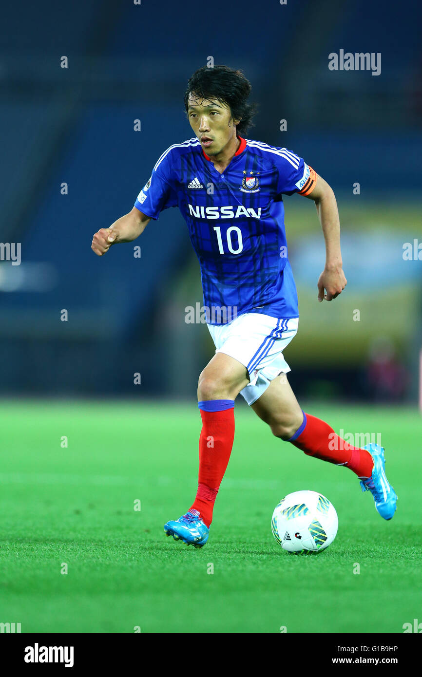 Kanagawa, Japan. 30th Apr, 2016. Shunsuke Nakamura (F Marinos) Football ...