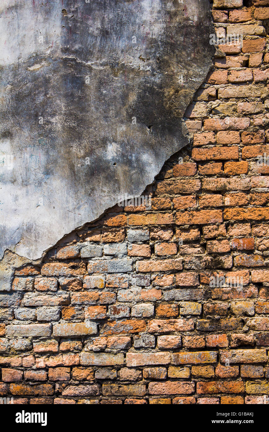 crack of brick wall Stock Photo - Alamy