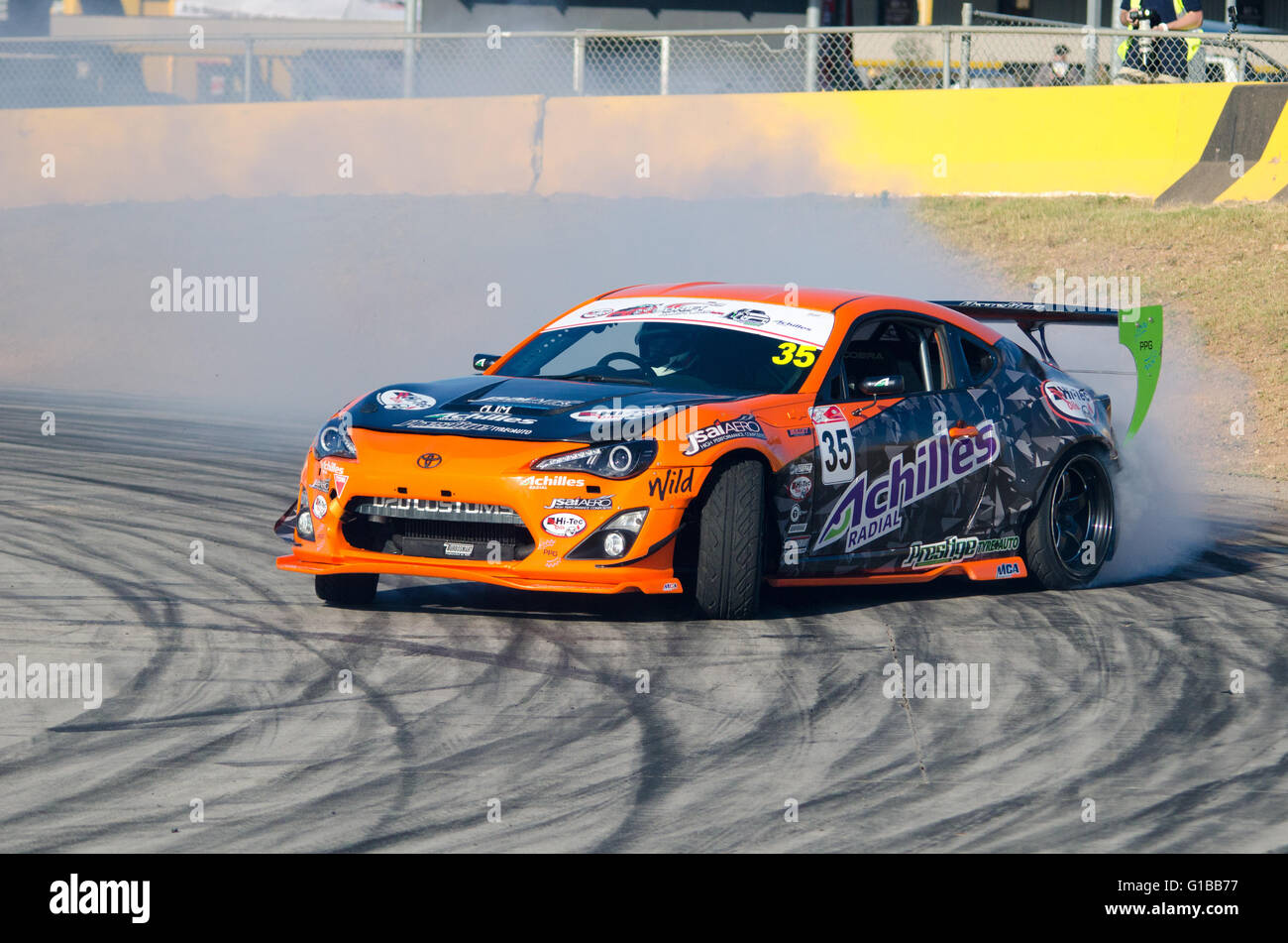 Sydney, Australia - 19th December 2015: Drift racers compete in the Hi ...