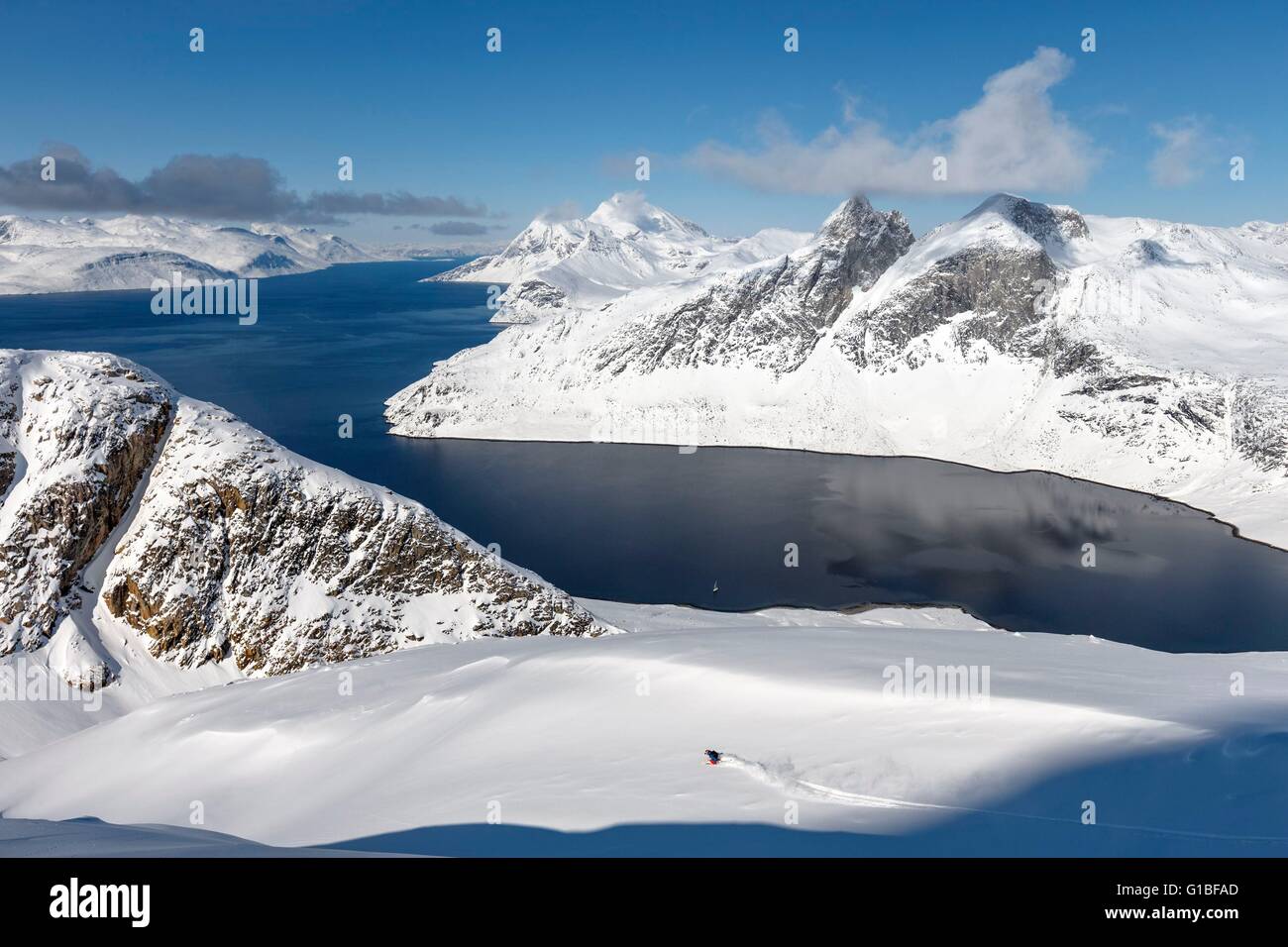 Greenland snow sliding hi-res stock photography and images - Alamy