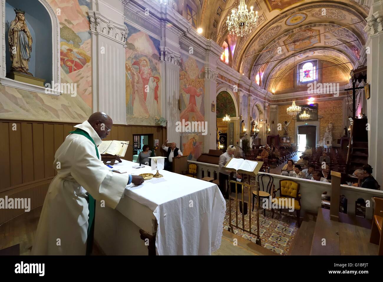 Rwandese people hi-res stock photography and images - Alamy