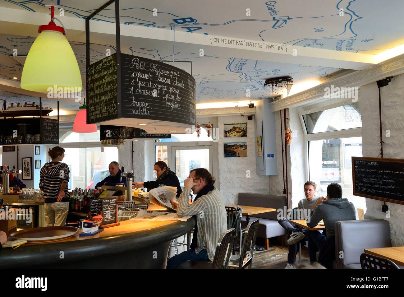 France, Finistere, Iroise Sea, Roscoff, Ty Pierre pub Stock Photo - Alamy