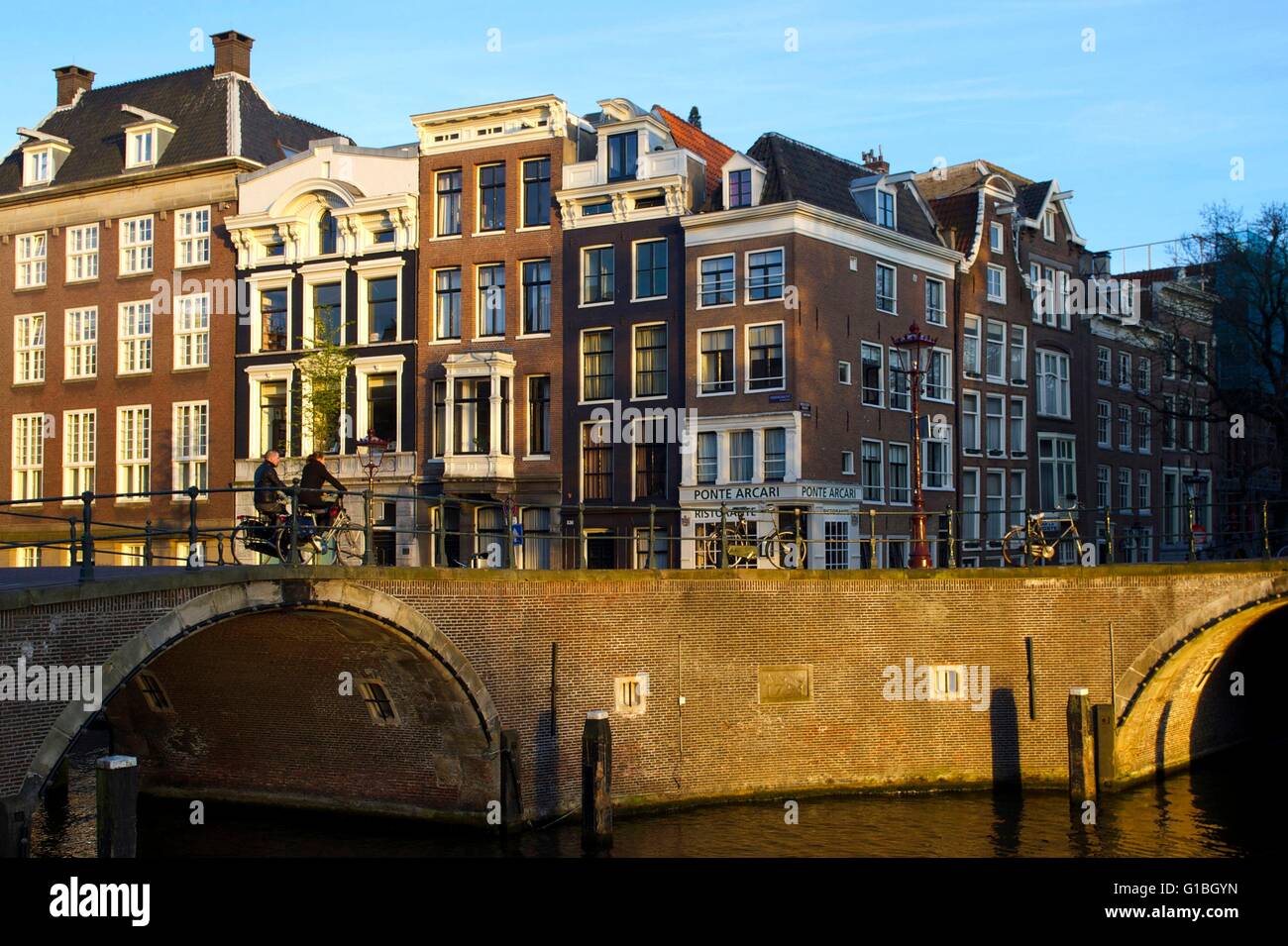 Netherlands, Nothern Holand, Amsterdam, 17th century canal ring area ...