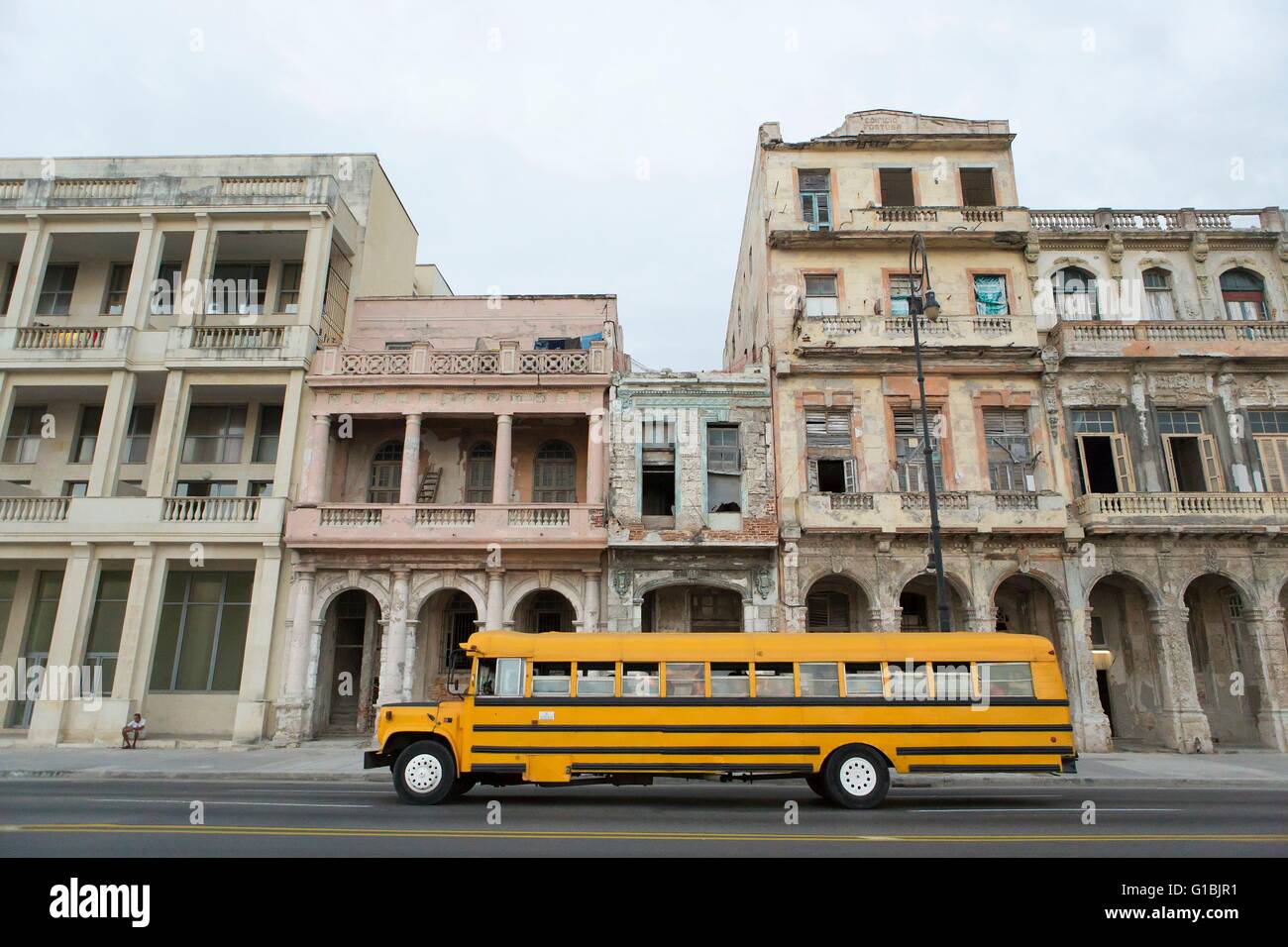 American schoolbus hi-res stock photography and images - Alamy