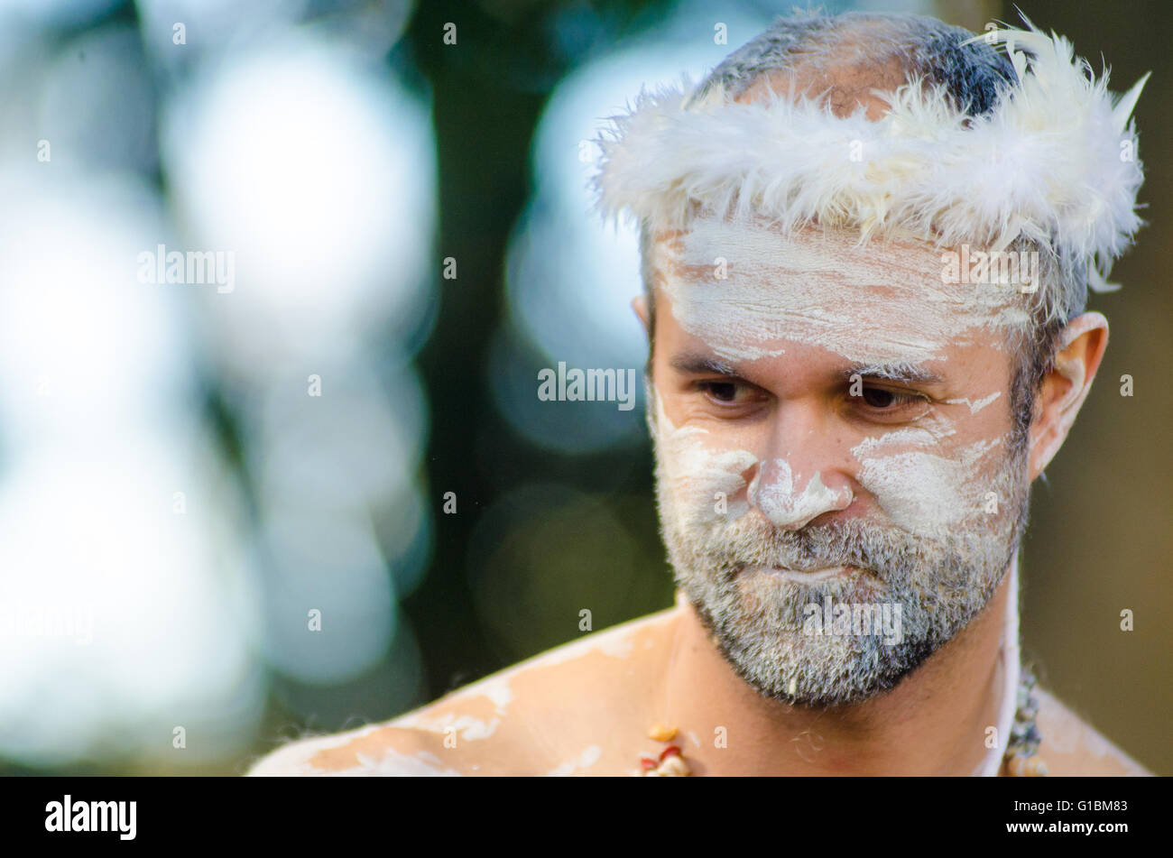 Aboriginal smoking ceremony hi-res stock photography and images - Alamy