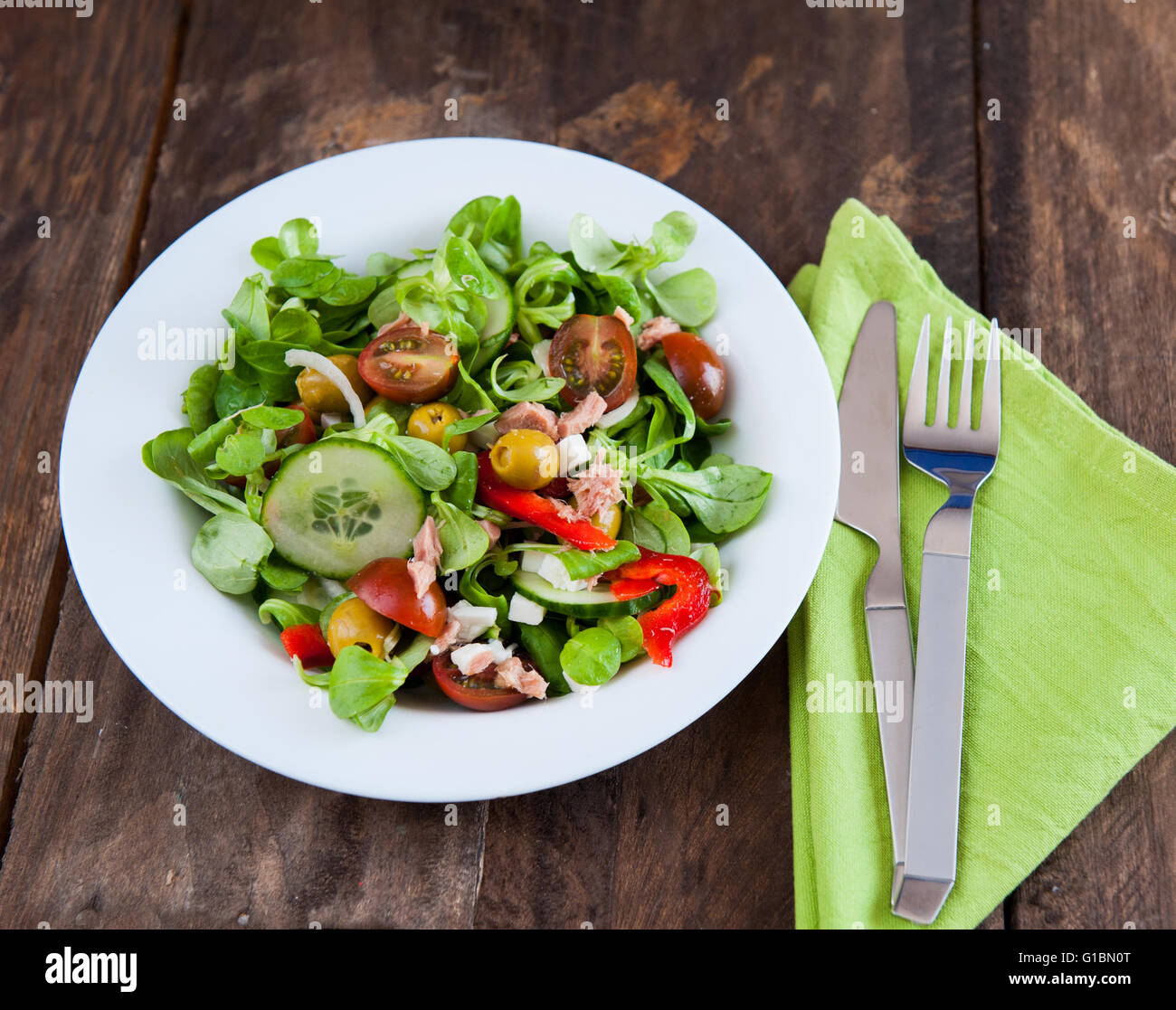 Colorful greek salad lettuce hi-res stock photography and images - Alamy