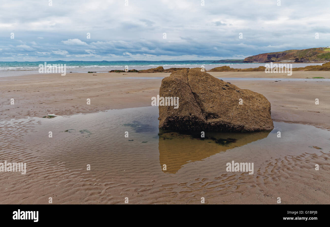 Panoramic view colourful beach hi-res stock photography and images - Alamy