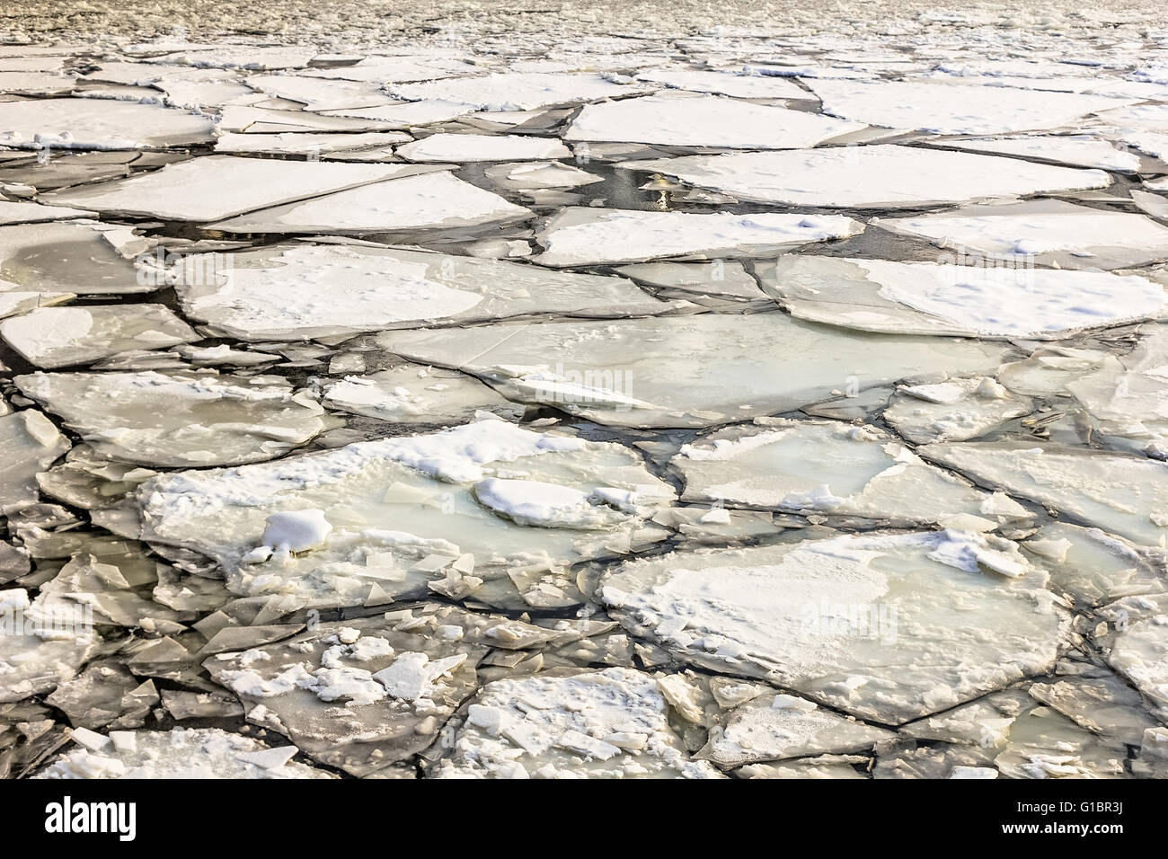 Real white water hi-res stock photography and images - Alamy