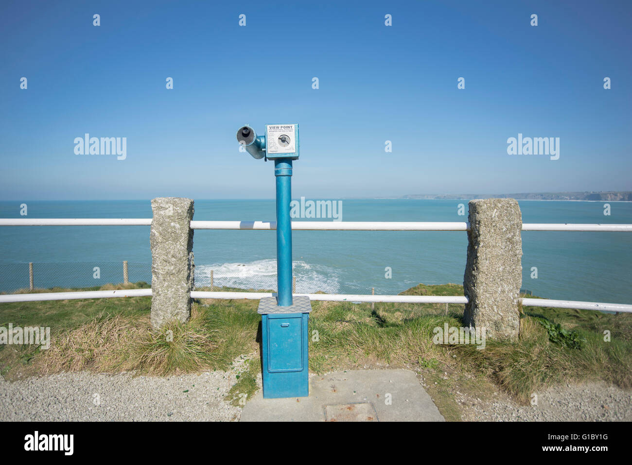 Pay view hi-res stock photography and images - Alamy