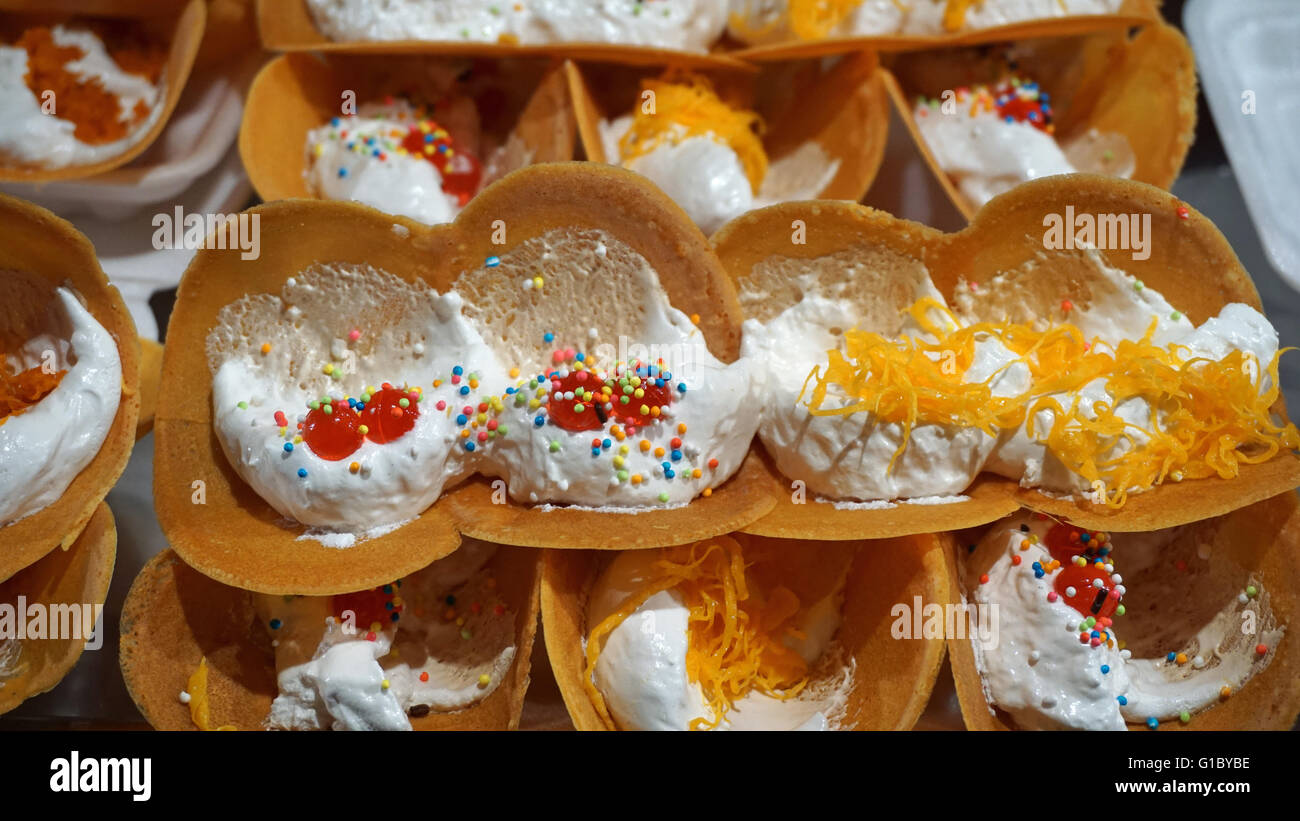 Southeast asian cookies hi-res stock photography and images - Alamy