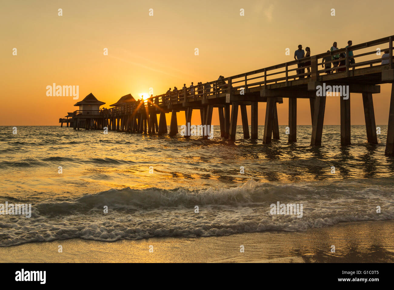 Naples florida hi-res stock photography and images - Alamy