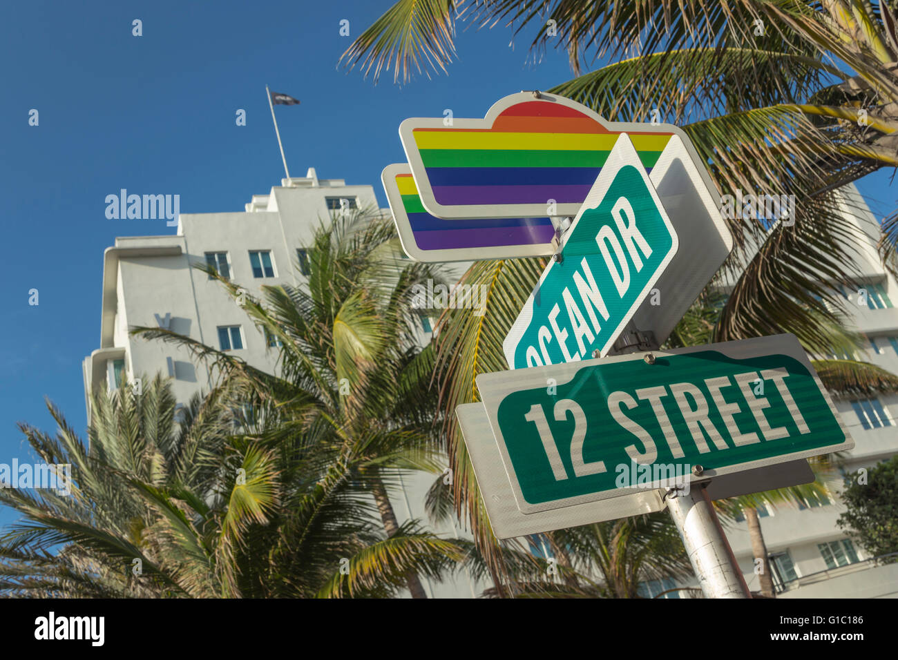 STREET SIGN OCEAN DRIVE SOUTH BEACH MIAMI BEACH FLORIDA USA Stock Photo ...