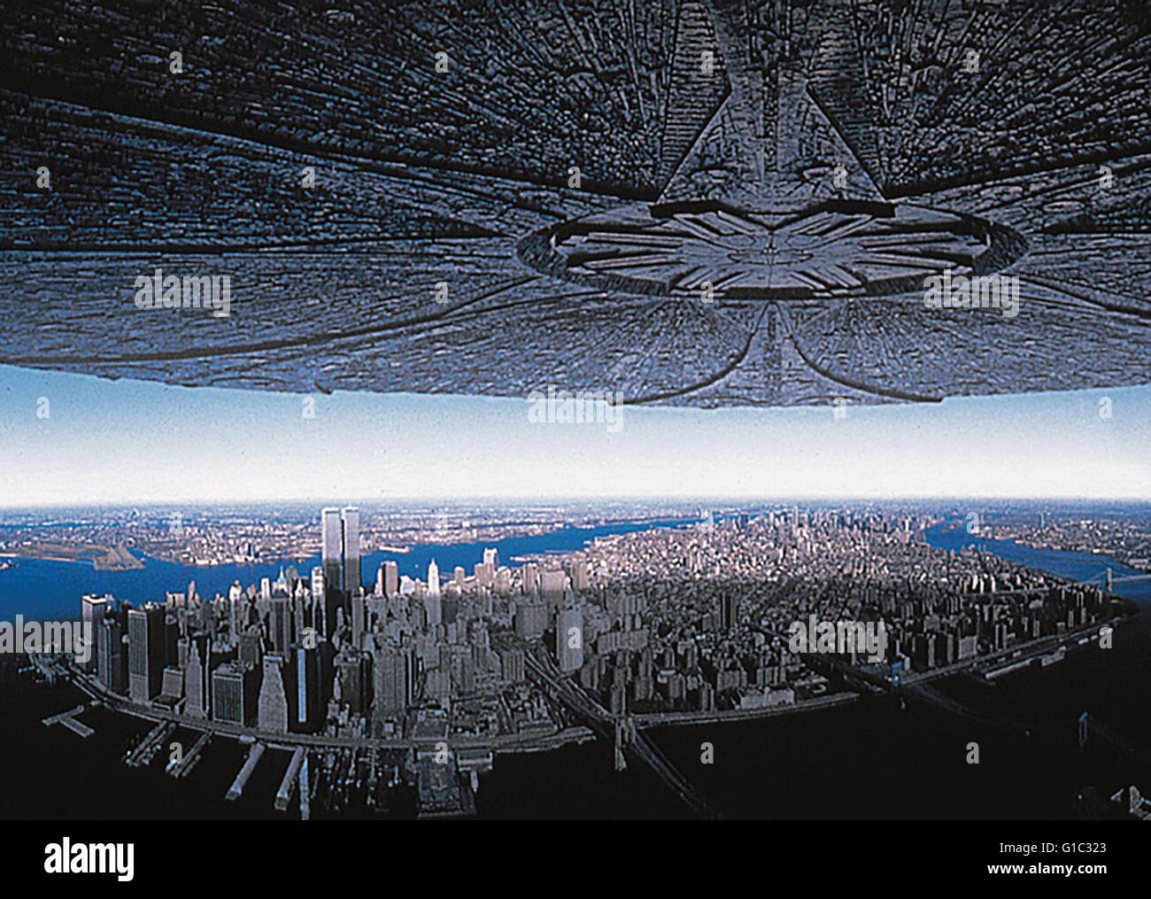 Independence day movie hi-res stock photography and images - Alamy