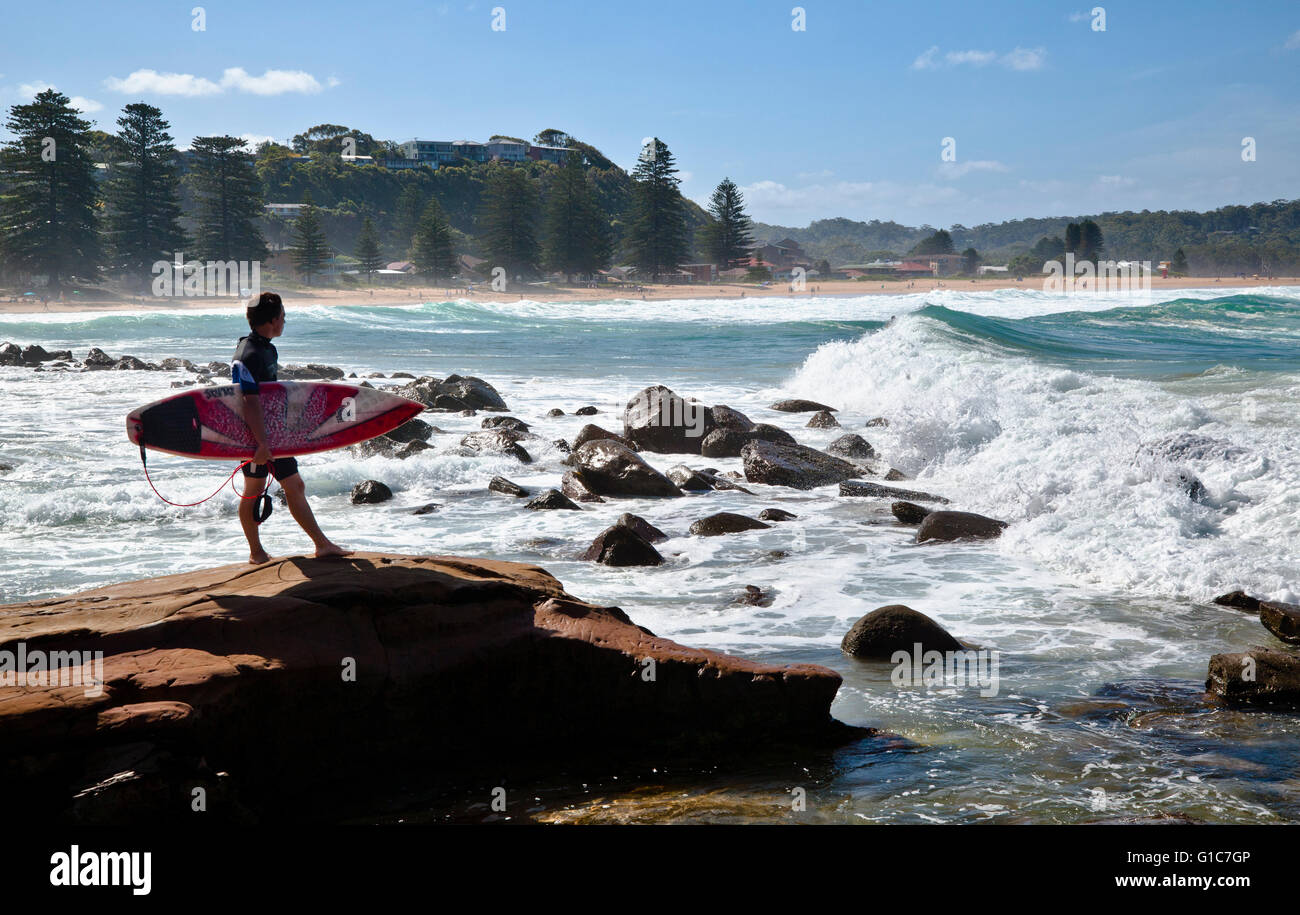 Big beach rocks hi-res stock photography and images - Alamy