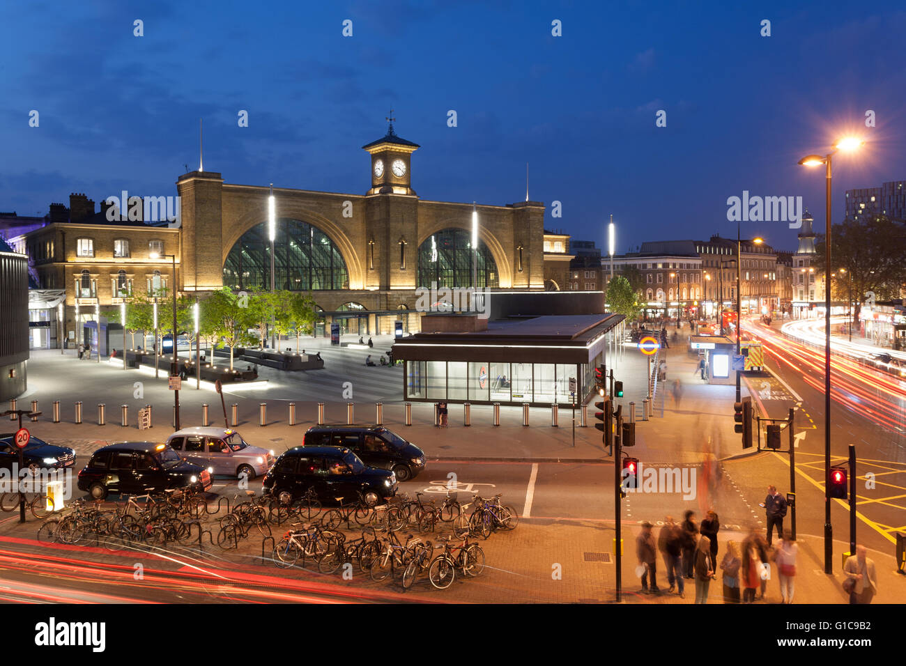 King's Cross Station at night. London, Camden, England, UK Stock Photo ...