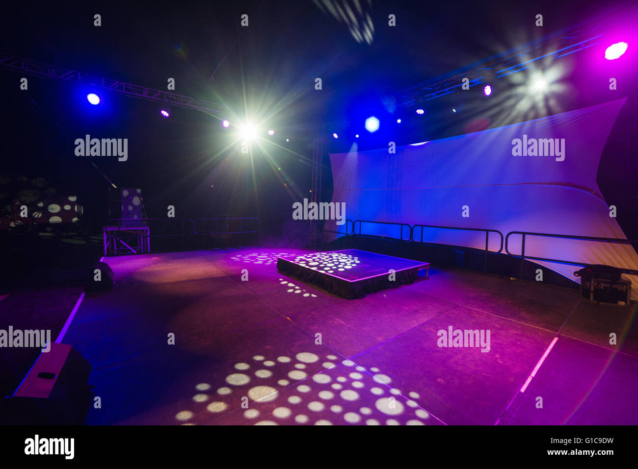 Event Stage / Lighting Location Stock Photo - Alamy