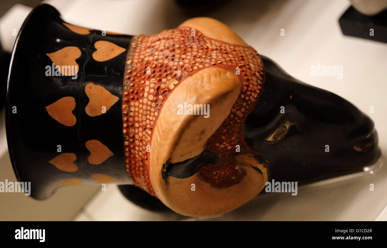 Greek rhyton hi-res stock photography and images - Alamy