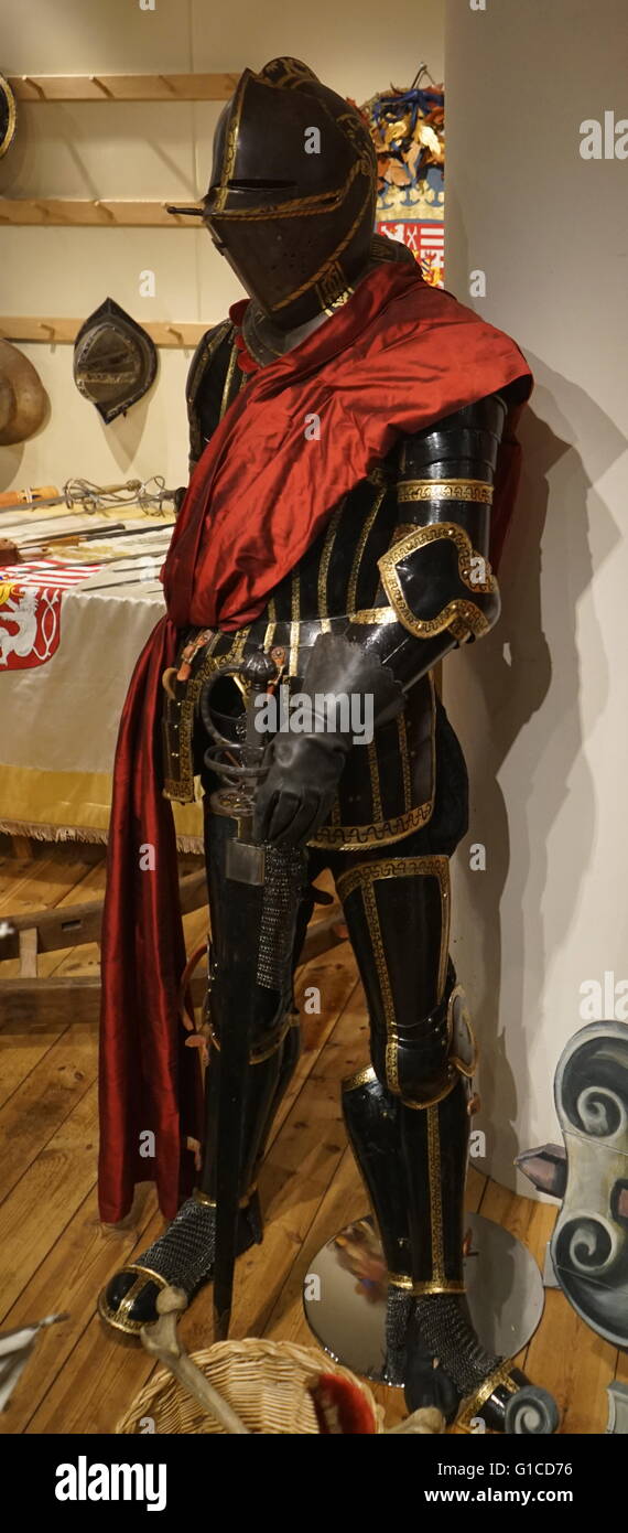 Actor shakespeare costume hi-res stock photography and images - Alamy
