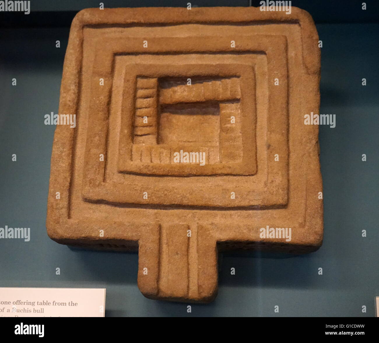 Offering table egypt hi-res stock photography and images - Alamy