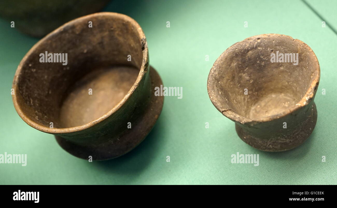 Handmade pot in Conical style. Dated 620 BC Stock Photo - Alamy