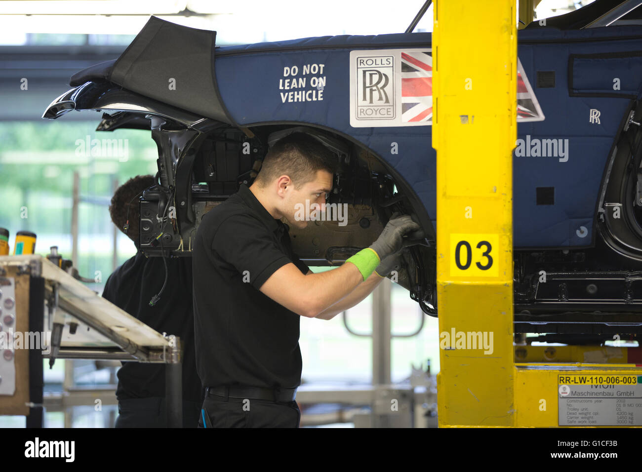 Rolls royce motor car assembly plant hi-res stock photography and ...