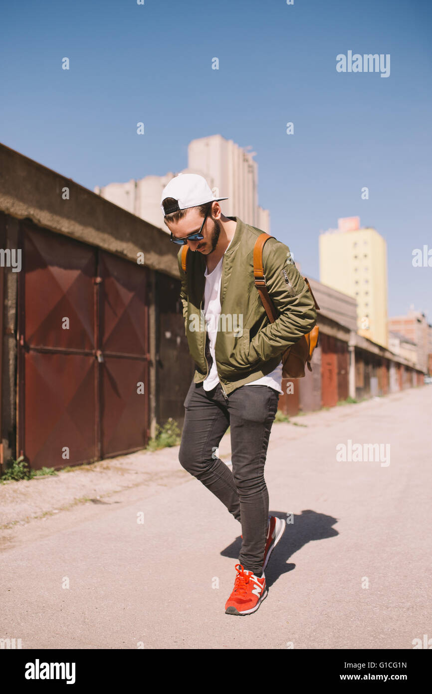 Street style fashion hi-res stock photography and images - Alamy