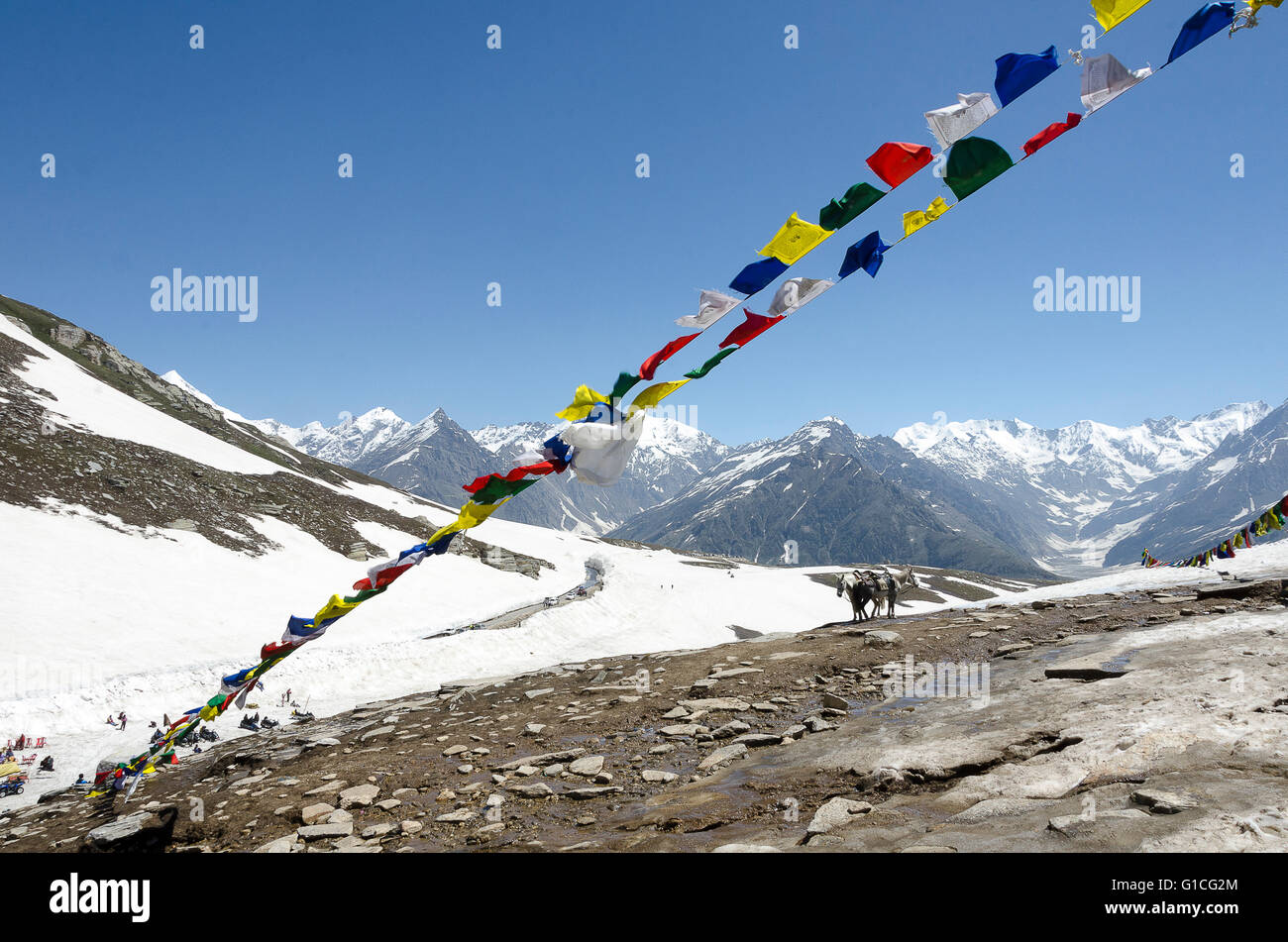 Prayer flags at summit of Rotang Pass, Manali - Leh Road, Himachal ...