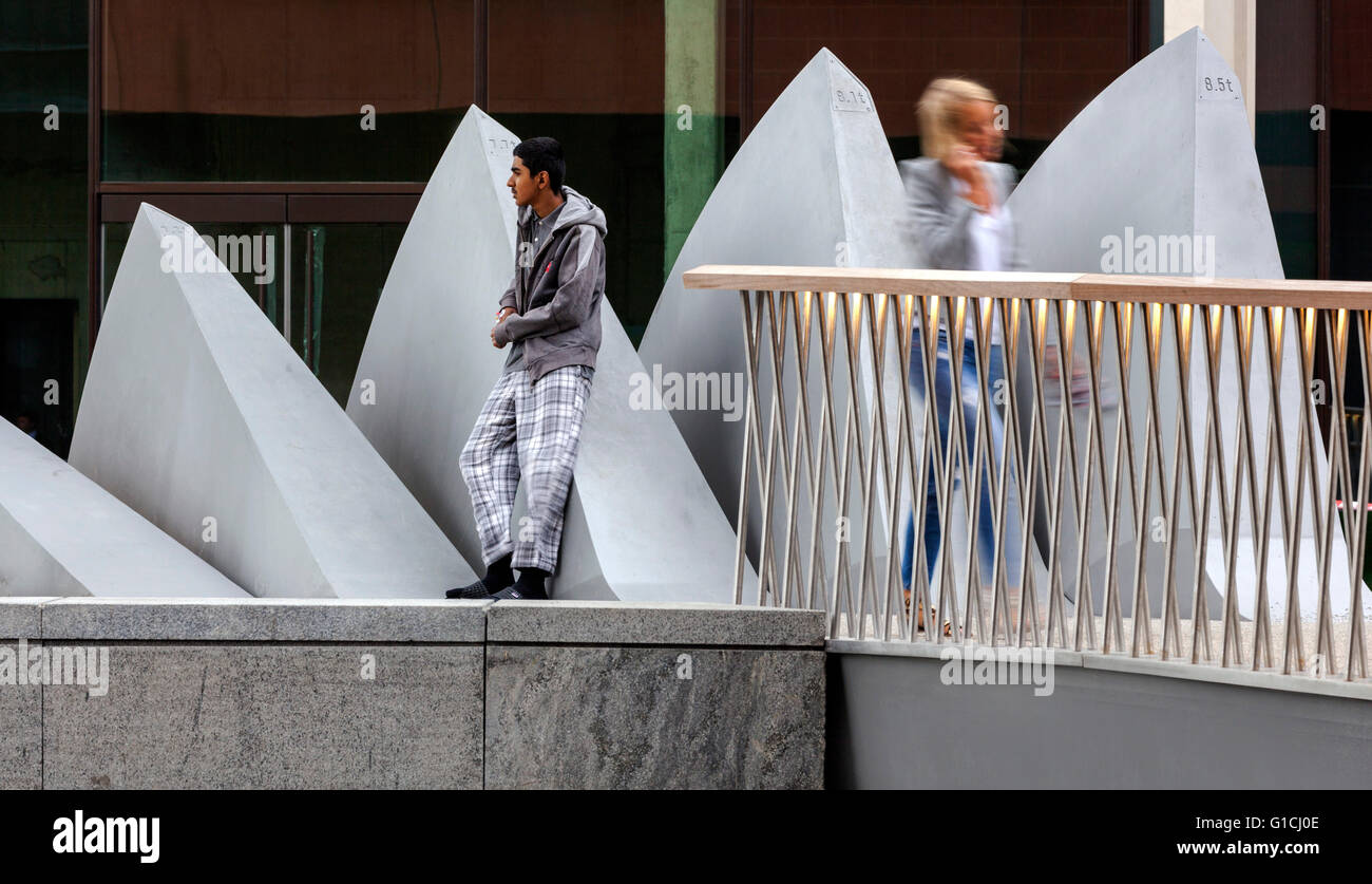 Bridge counterweights and balustrade. Merchant Square Footbridge ...