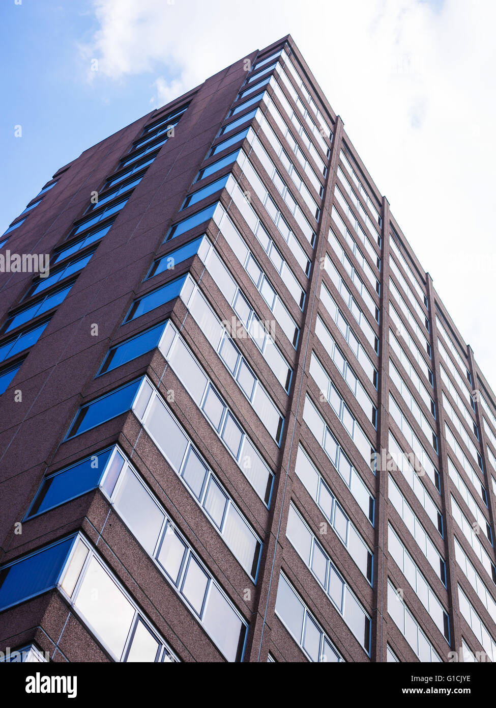 High rise office block hi-res stock photography and images - Alamy