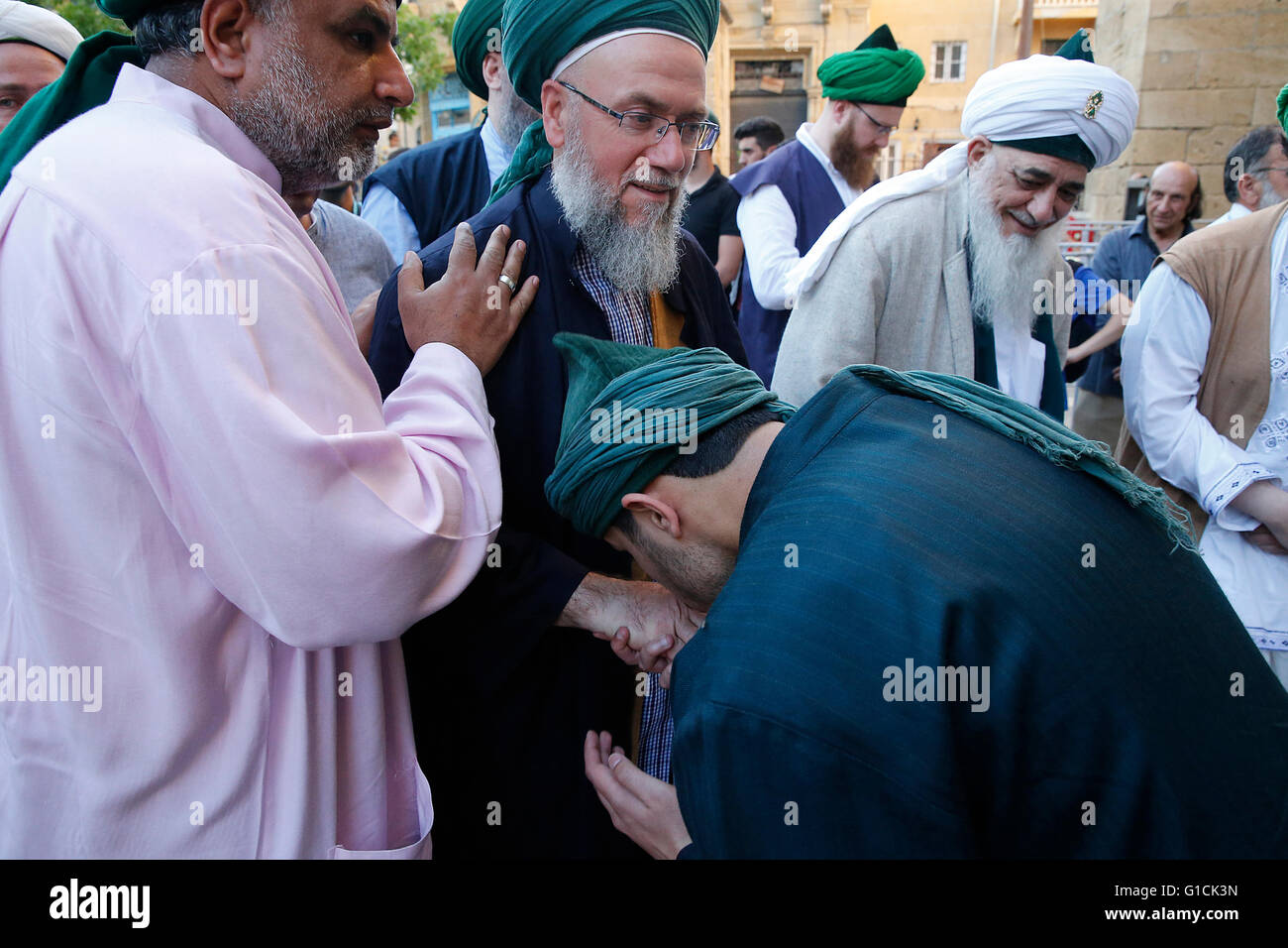 Spiritual master and disciple hi-res stock photography and images - Alamy