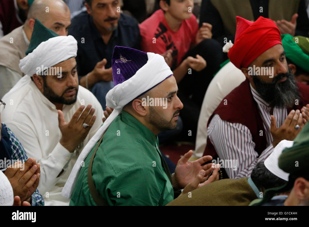 Urs of Mawlana Cheikh Muhammad Nazim Adil al-Haqqani in Selimye mosque ...